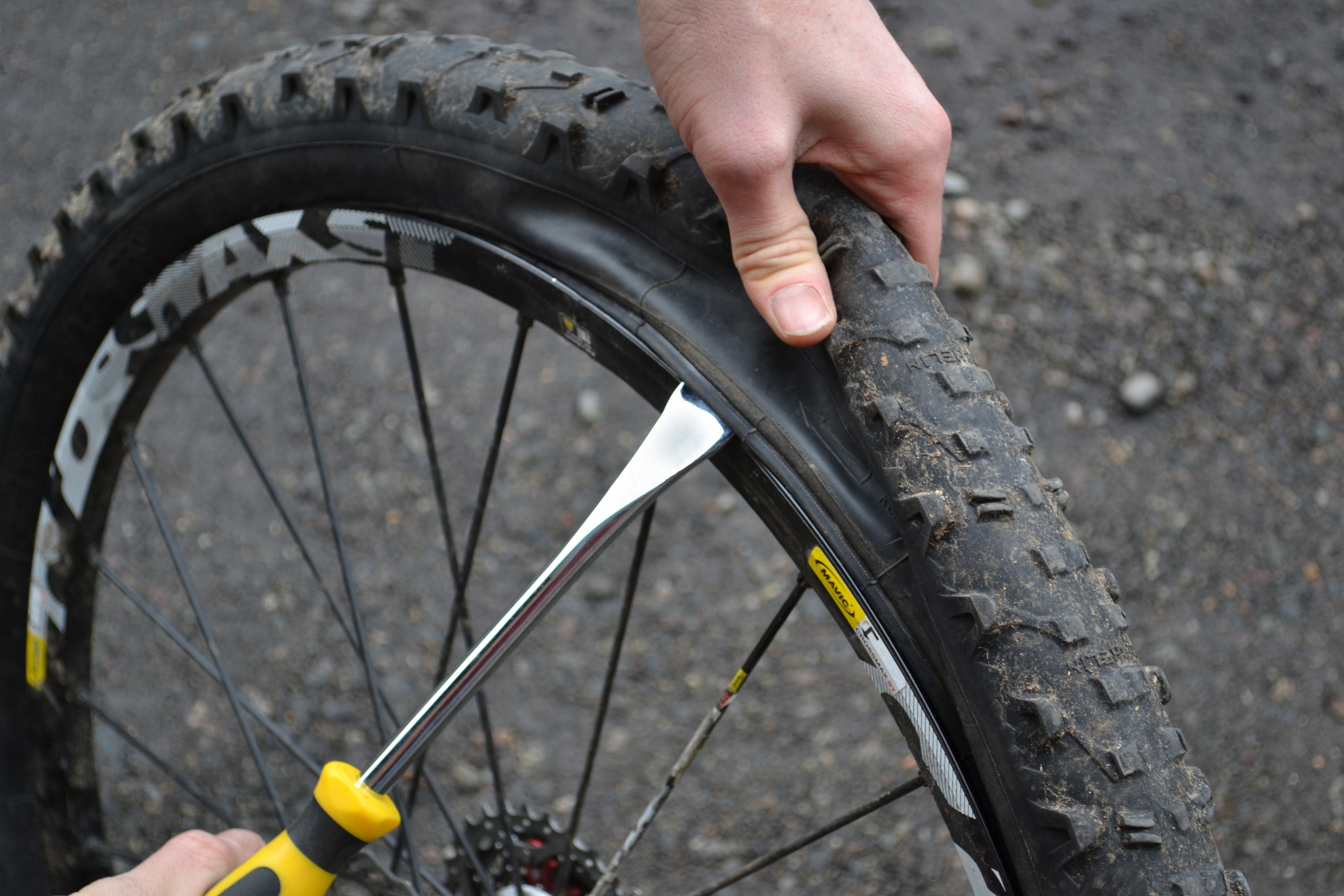 Downhill Tire Lever – Pedro's NA
