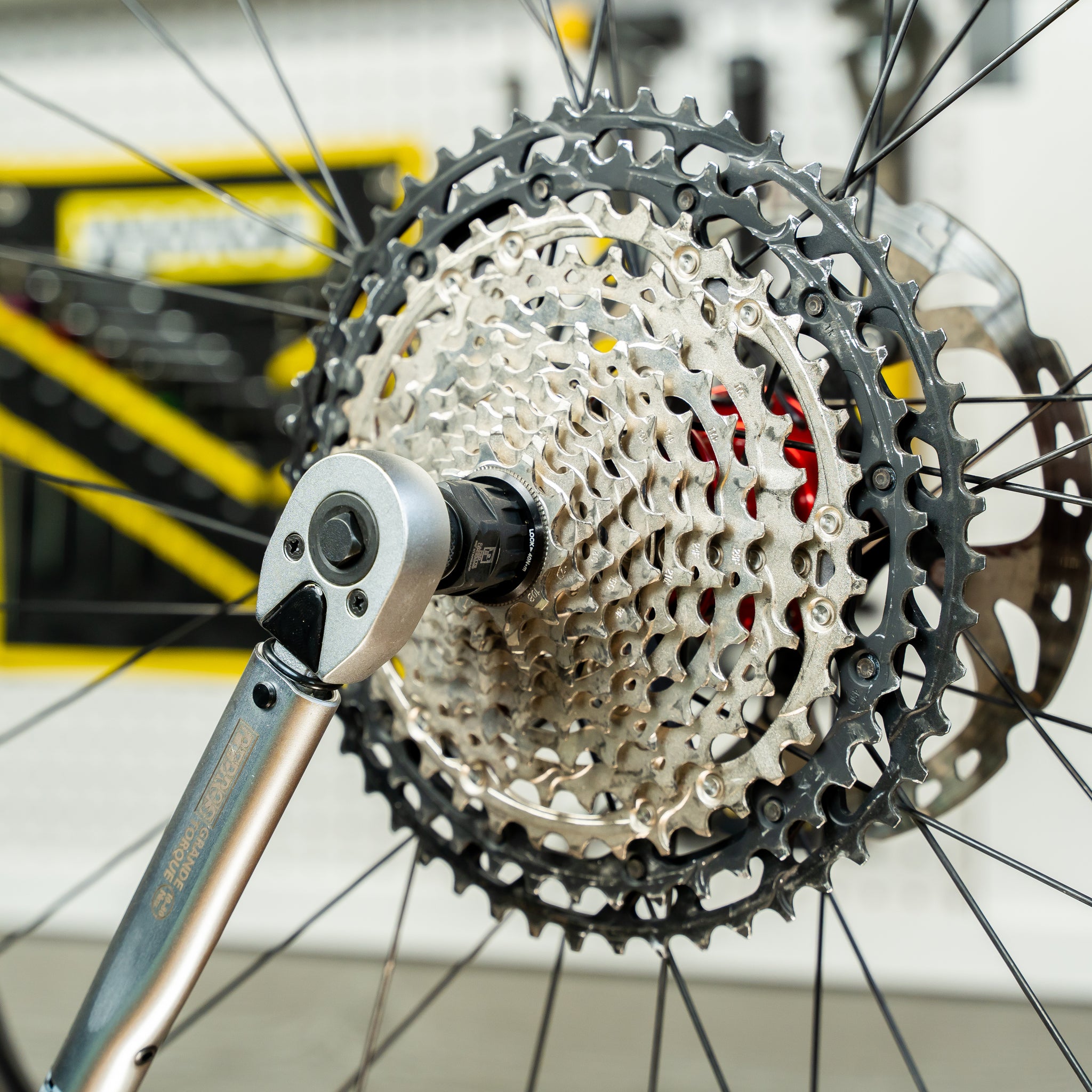 Pro Cassette Lockring Socket – Pedro's NA